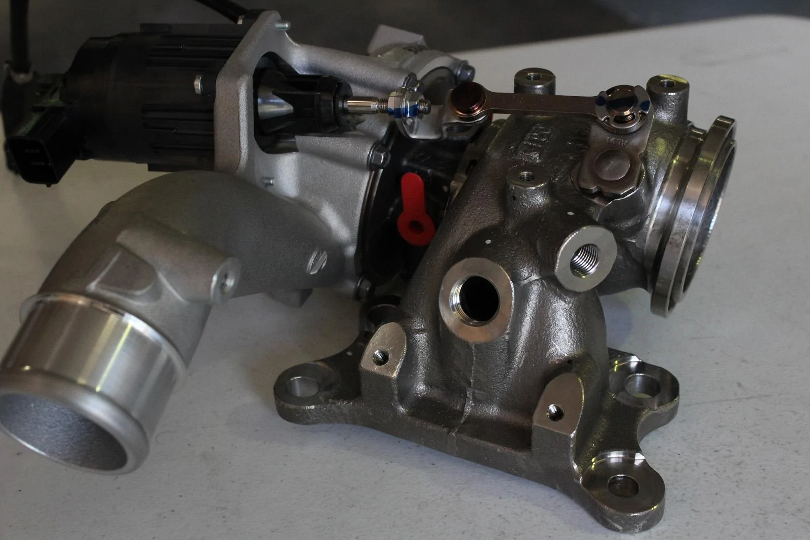 A closer look at the VR30DDTT’s Turbochargers | 2023+ Nissan Z Forum ...